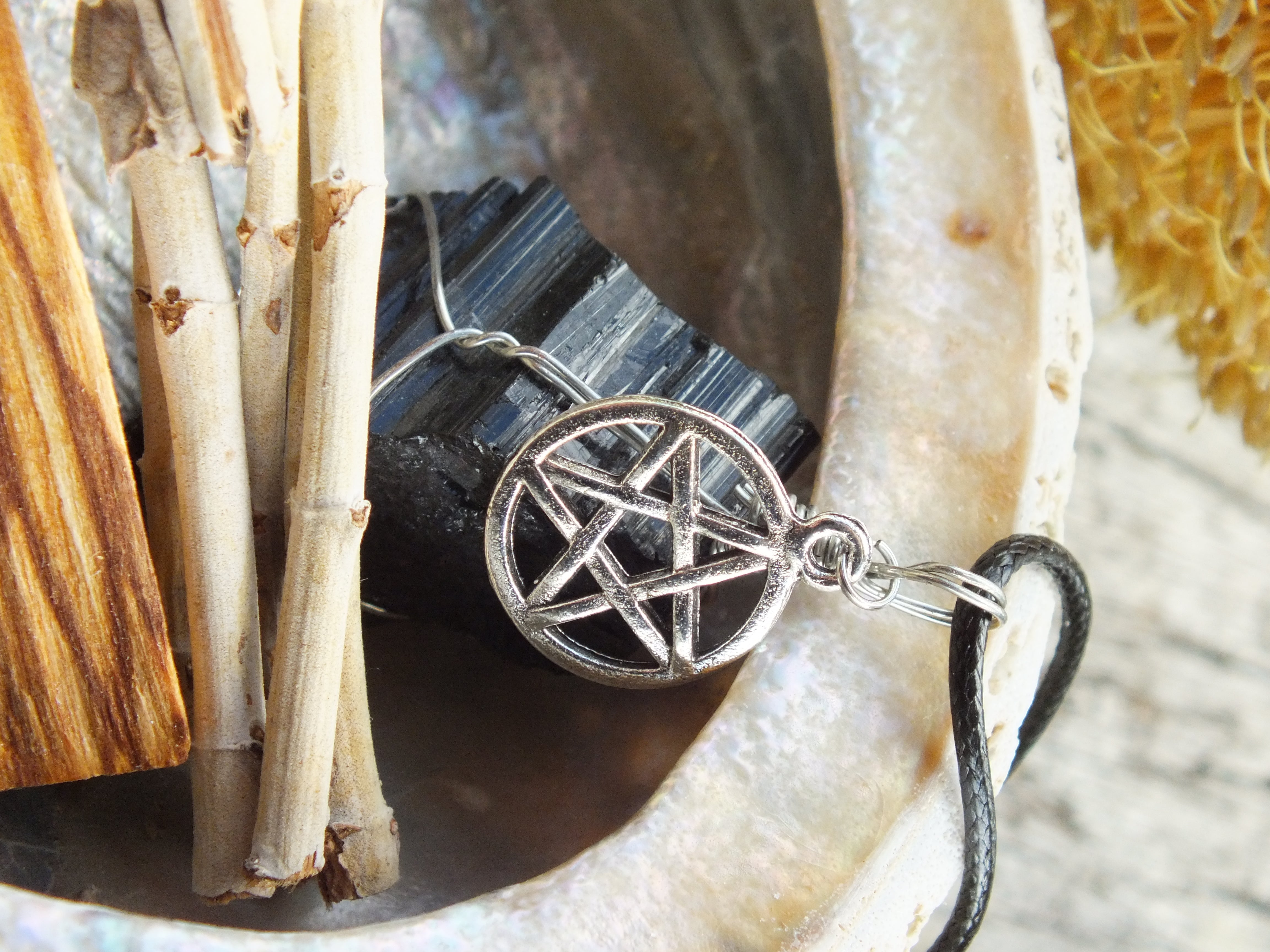 Magick Tools – Onyx Castle